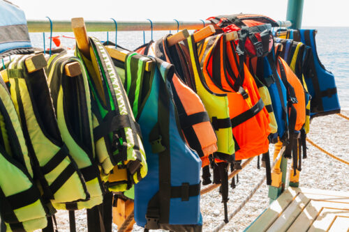 Types of Life Jackets for Whitewater Rafting - Rustic Inn